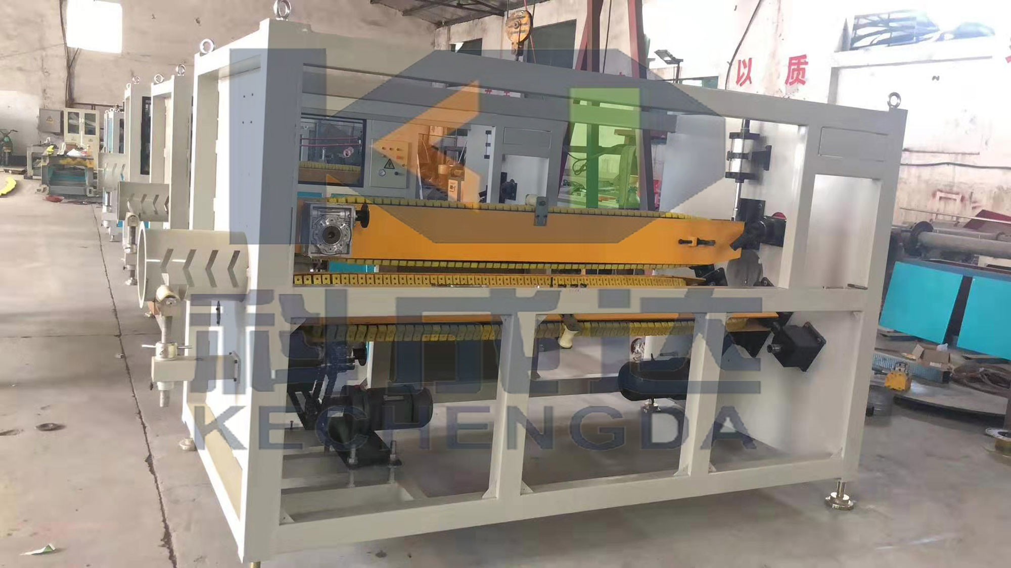 Wpc 솔리드 도어 프레임 생산 라인 Wpc 도어 프로 라이프 추출기